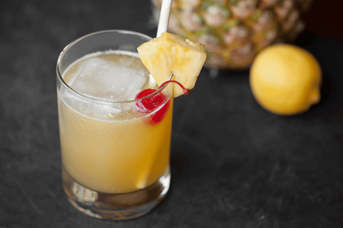 Hawaiian Stone Sour - Self Proclaimed Foodie
