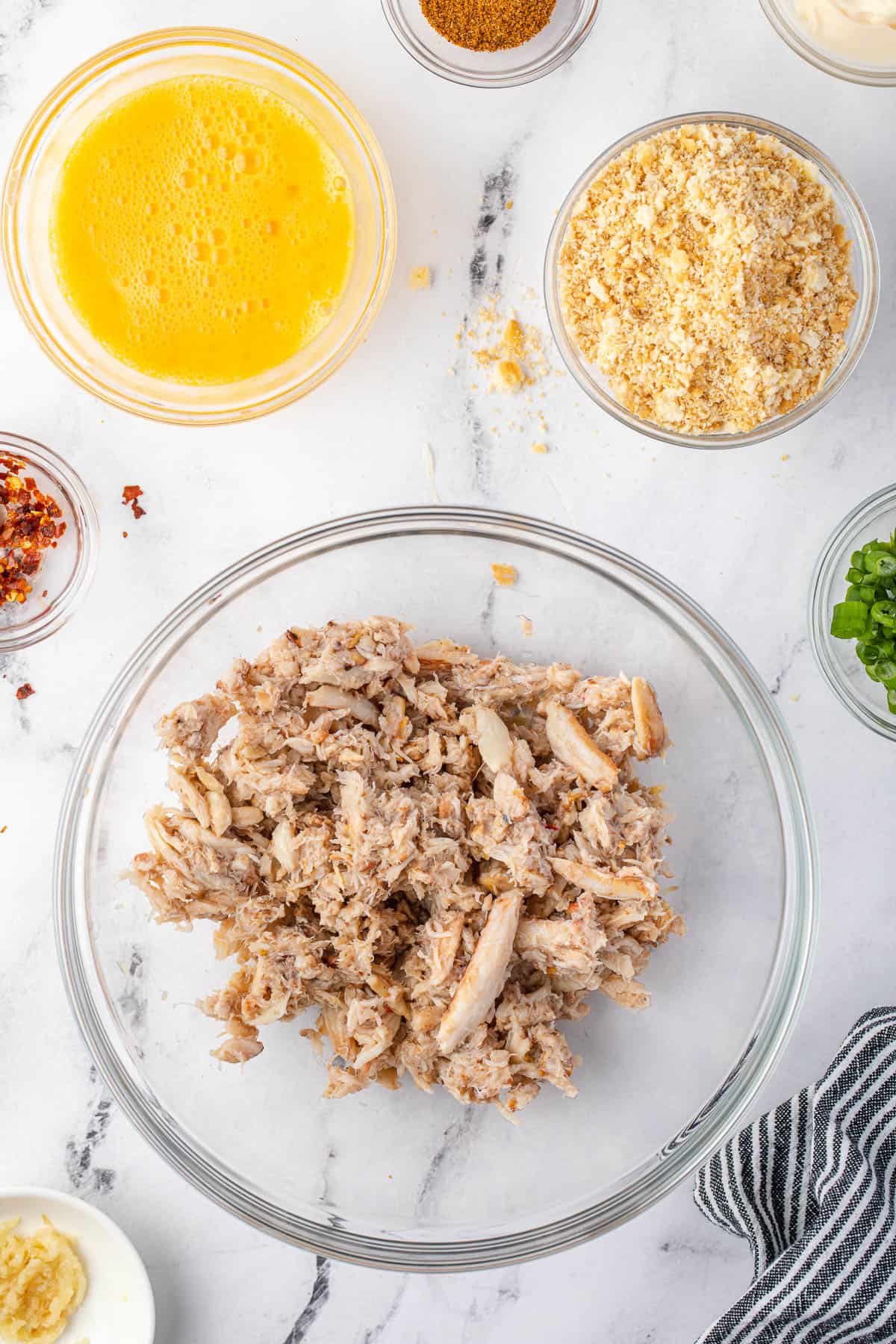 Crab Cakes - Self Proclaimed Foodie