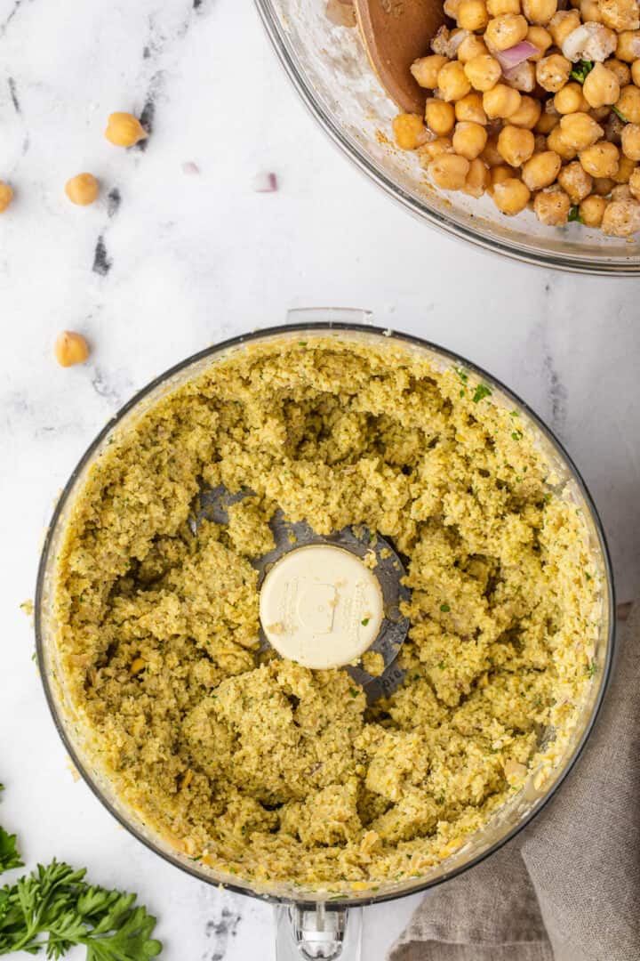 {How to Make} Homemade Falafel Recipe - Self Proclaimed Foodie