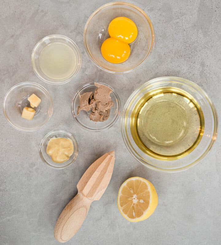 Caesar Salad Dressing - Self Proclaimed Foodie