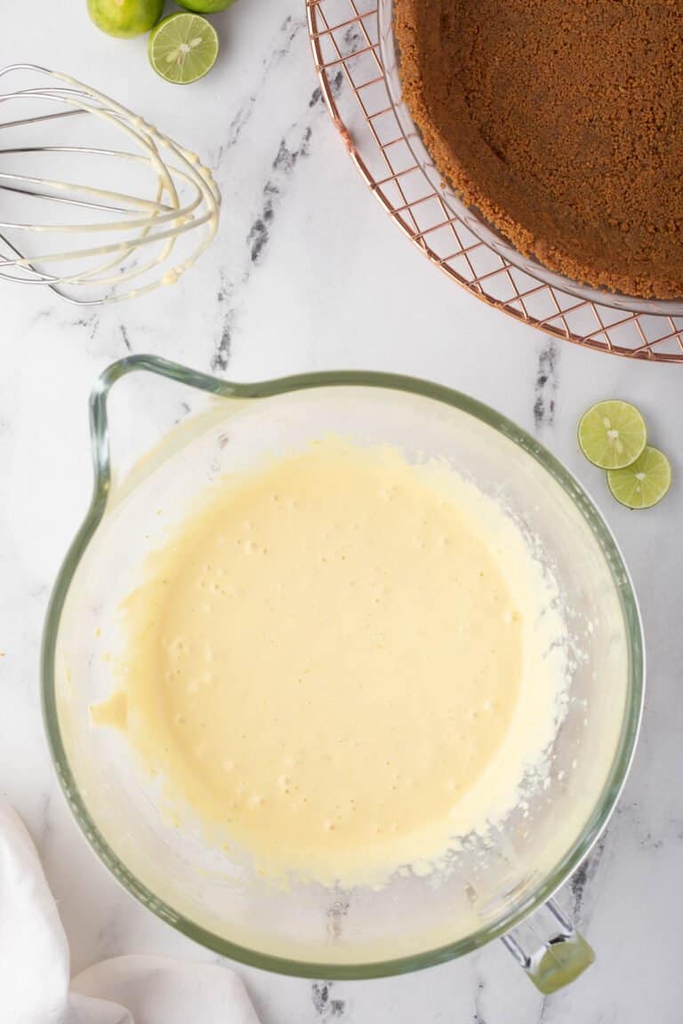 Homemade Key Lime Pie {Gingersnap Crust} - Self Proclaimed Foodie