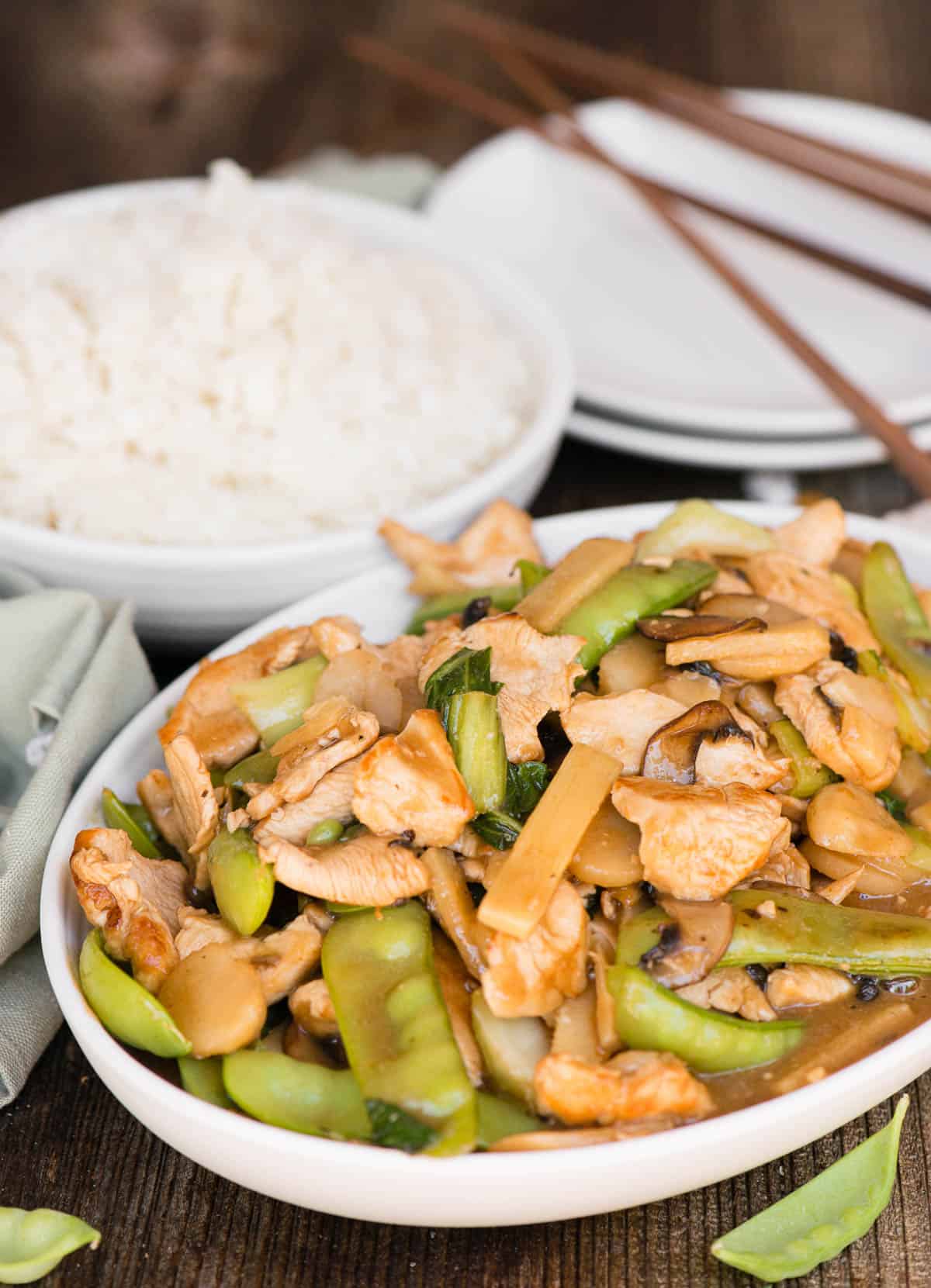 Moo Goo Gai Pan - Self Proclaimed Foodie