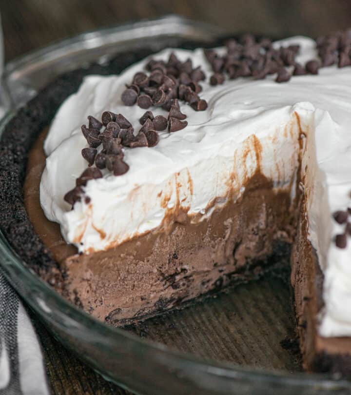 Mud Pie {Frozen Chocolate Pie} - Self Proclaimed Foodie