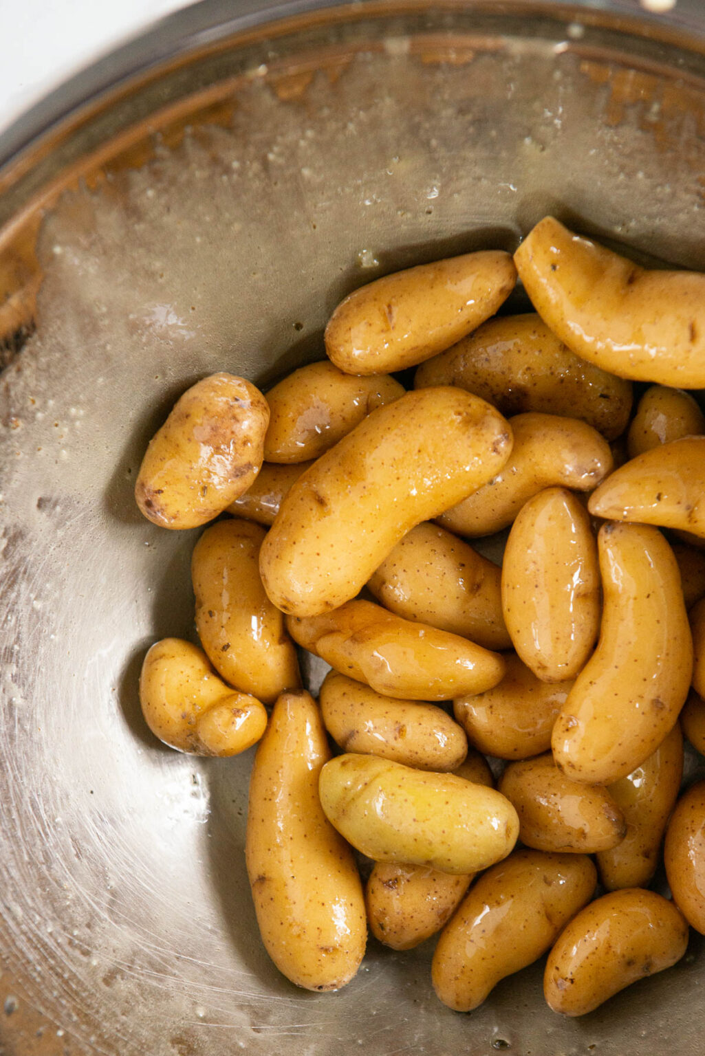 How to Make Roasted Fingerling Potatoes