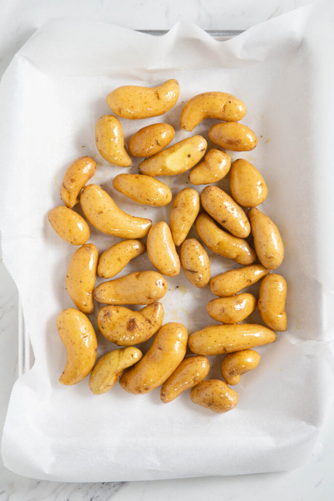How to Make Roasted Fingerling Potatoes
