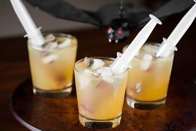 Halloween Vampire Cocktail - Self Proclaimed Foodie